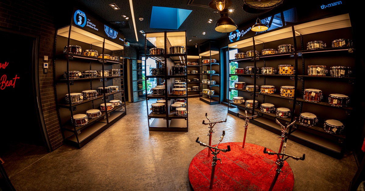 Digital Signage im Musikhaus Thomann | Kundenreferenz